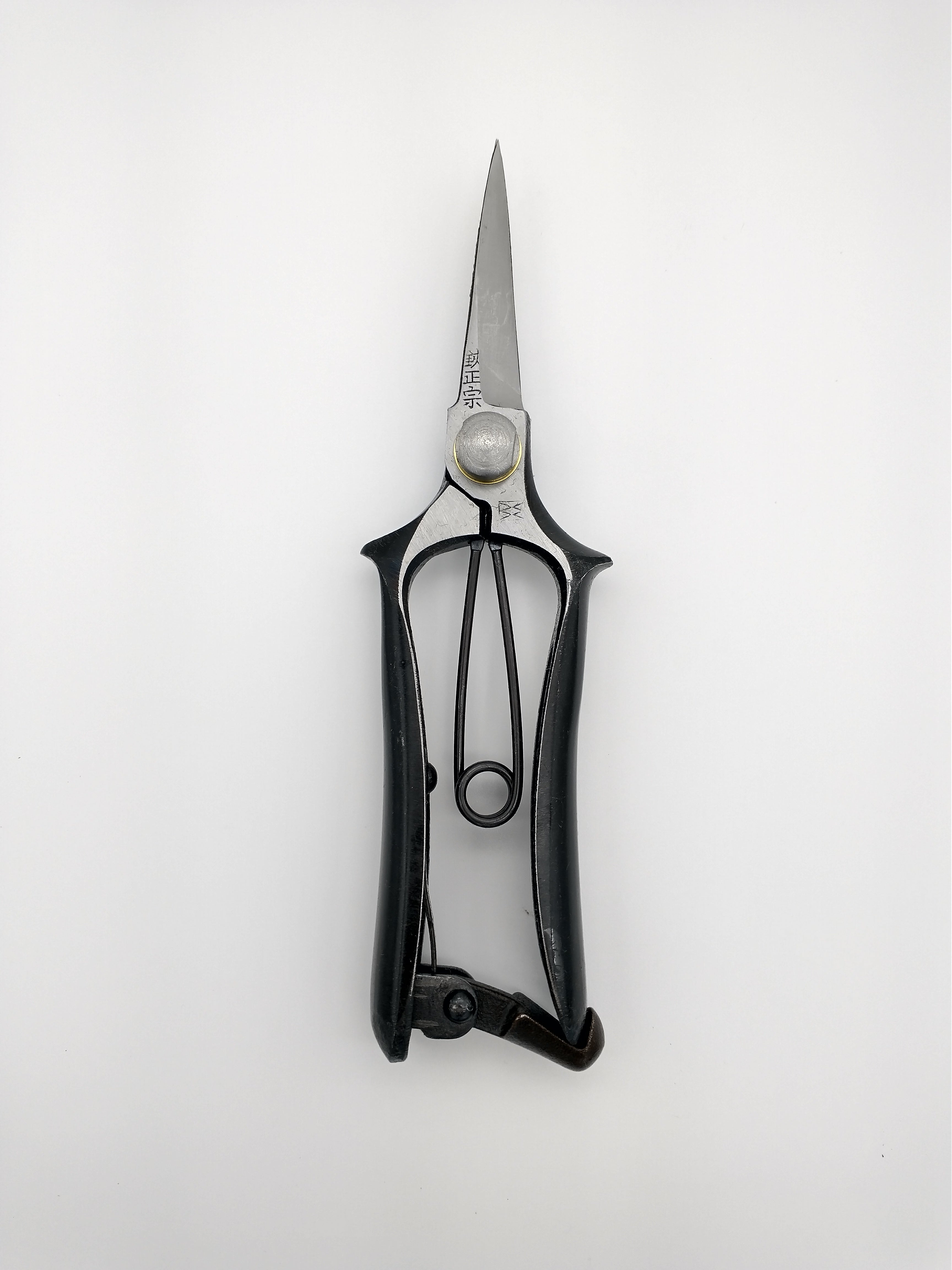 Masamune Japanese hand crafted Double Edged Bud Cutting Scissors 170mm ...